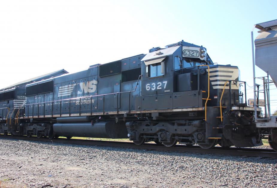NS 6327 (CR 6737) | Conrail Photo Archive
